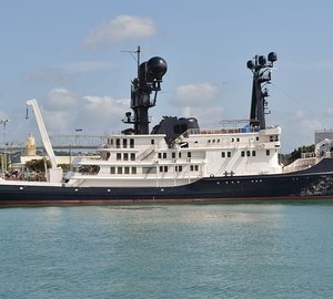 Yacht ARCTIC P, Schichau-Unterweser | CHARTERWORLD Luxury Superyacht Charters